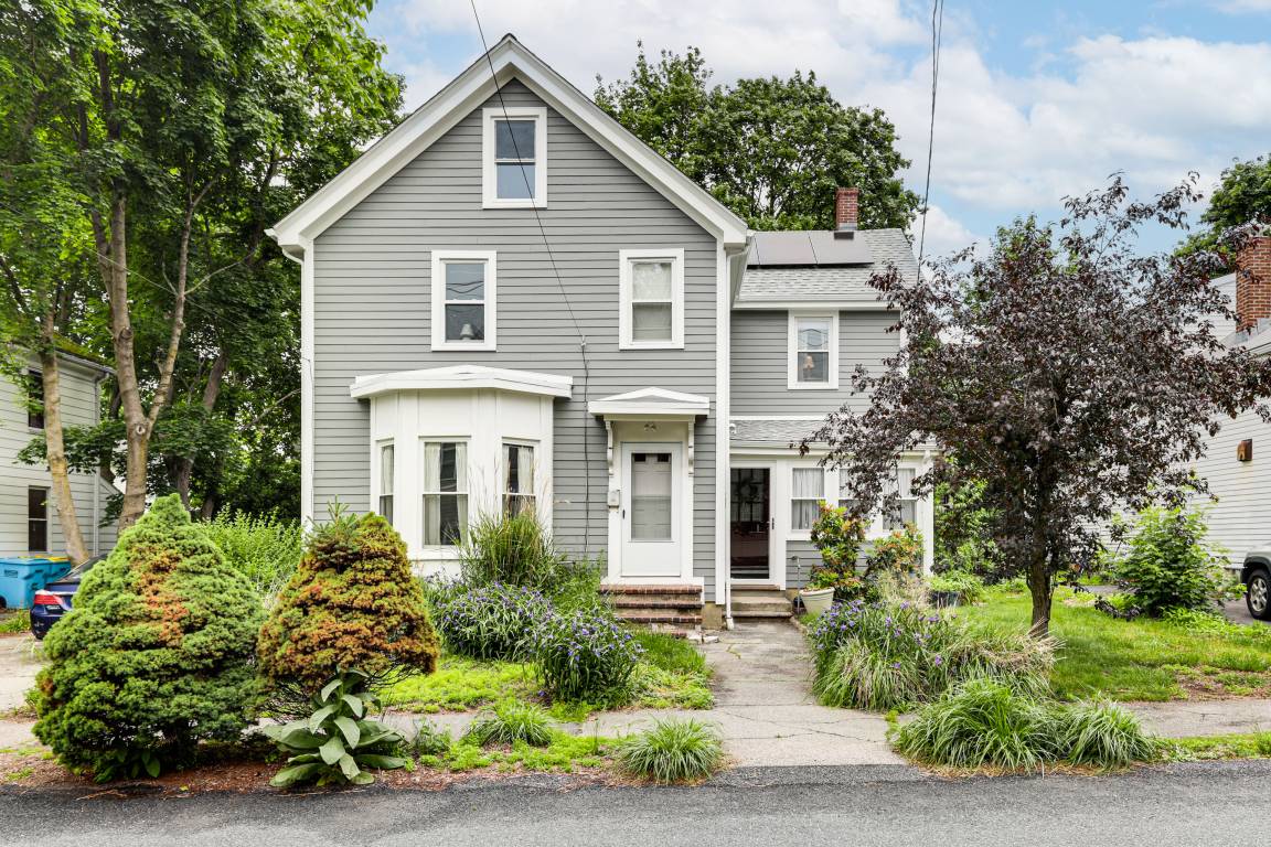 74 M² Apartment ∙ 2 Bedrooms ∙ 4 Guests - Weston, MA