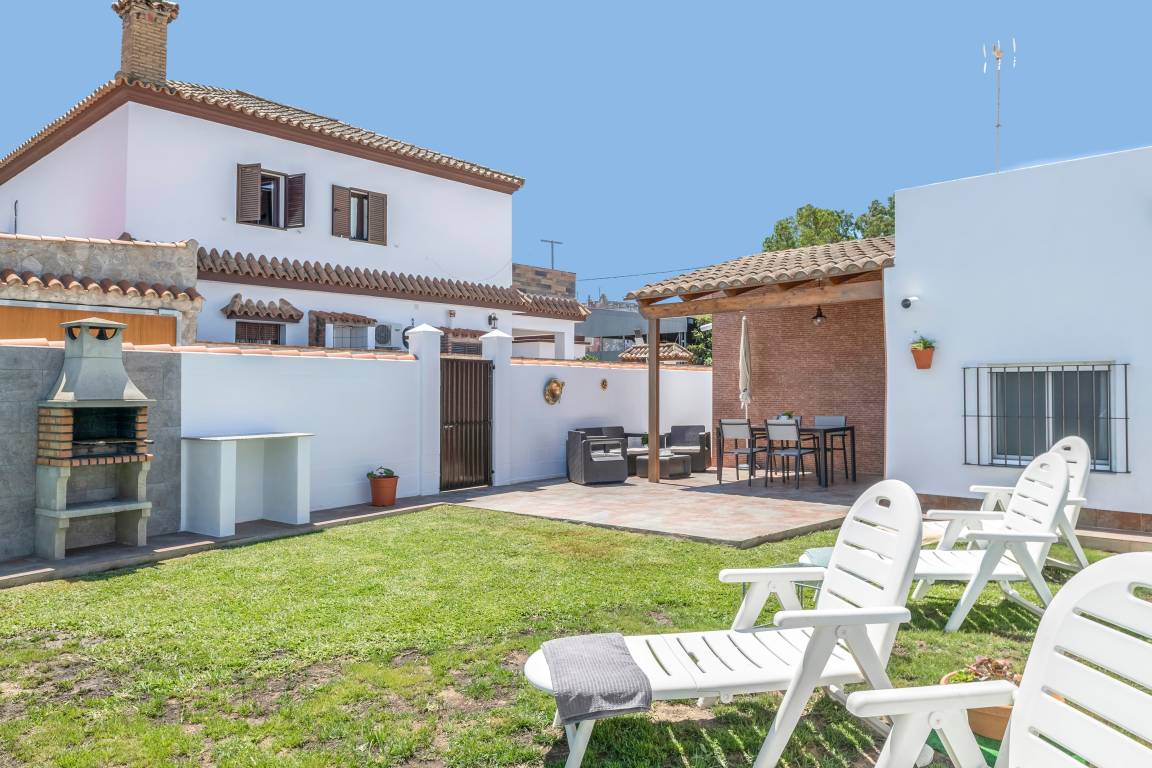70 M² House ∙ 2 Bedrooms ∙ 4 Guests - Chiclana de la Frontera