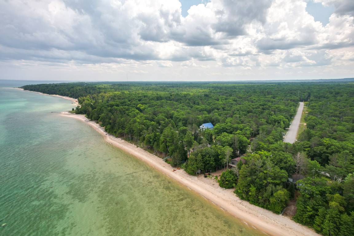 61 M² House ∙ 2 Bedrooms ∙ 5 Guests - Hoeft State Park, Rogers City
