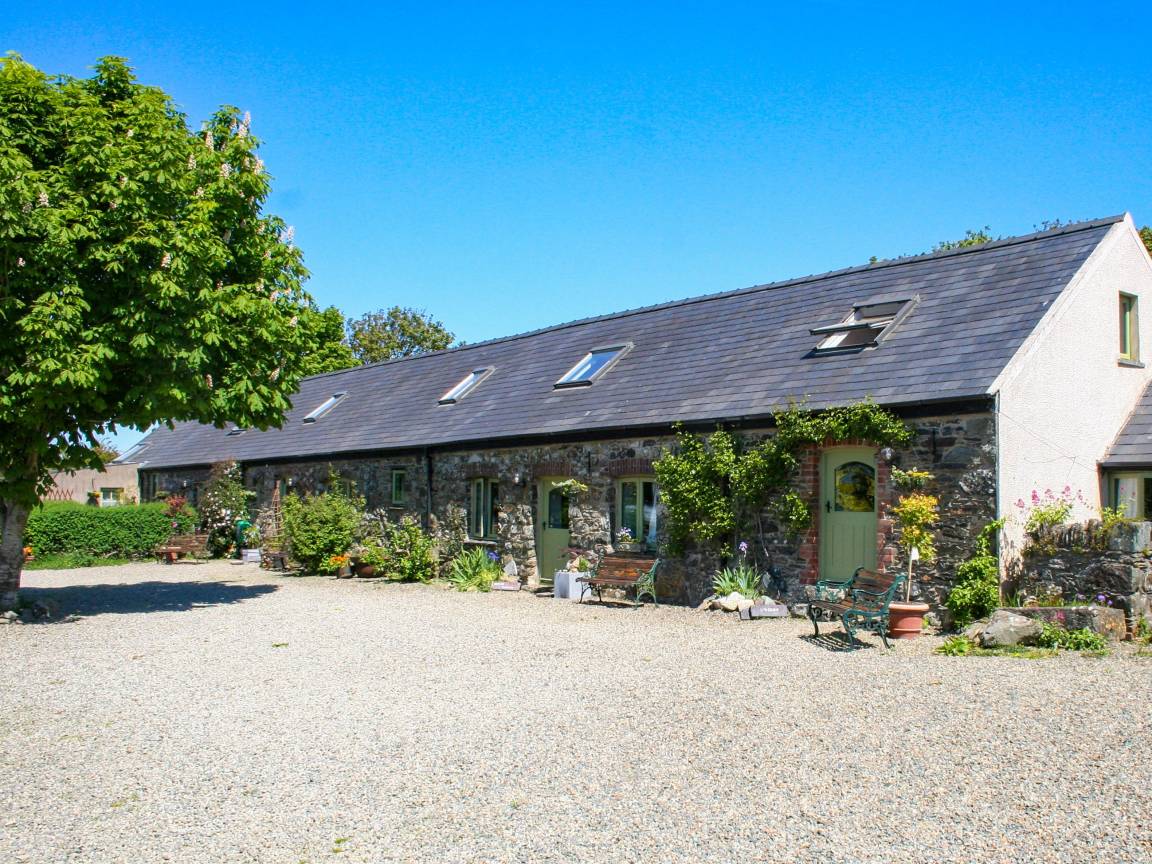 Cottage ∙ 2 Bedrooms ∙ 6 Guests - Solva