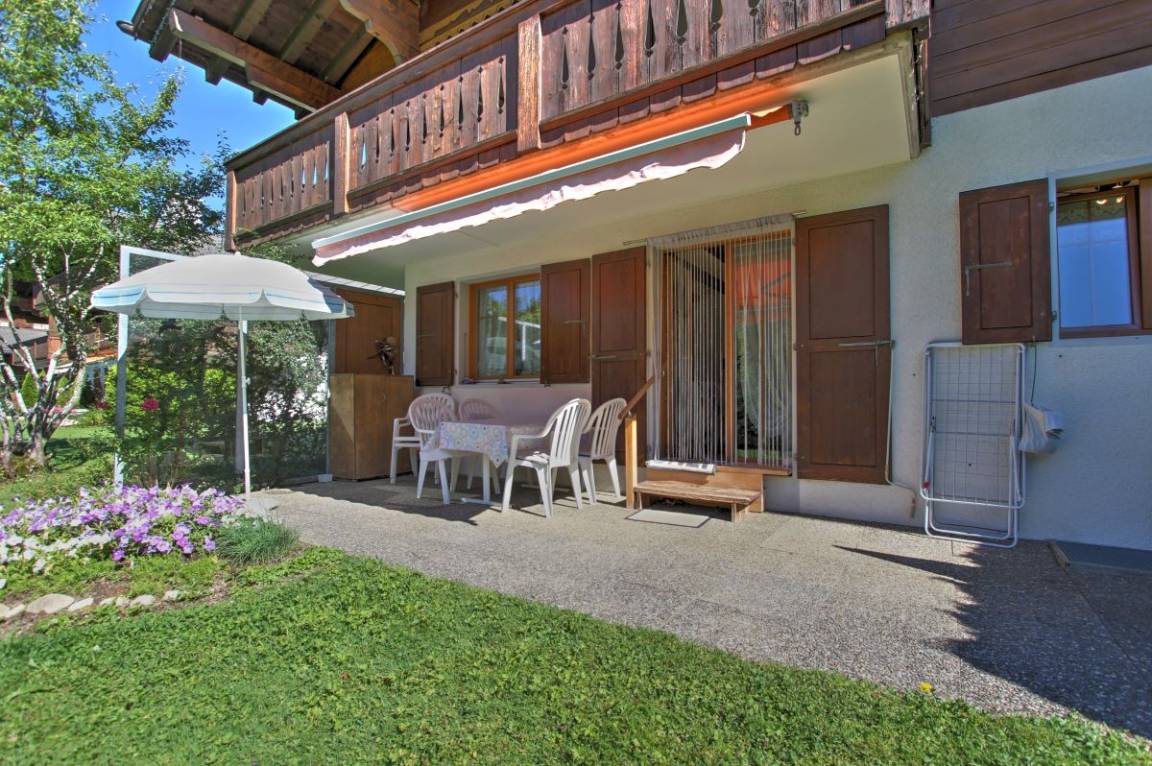 60 M² Appartement ∙ 2 Slaapkamers ∙ 4 Gasten - Saanen