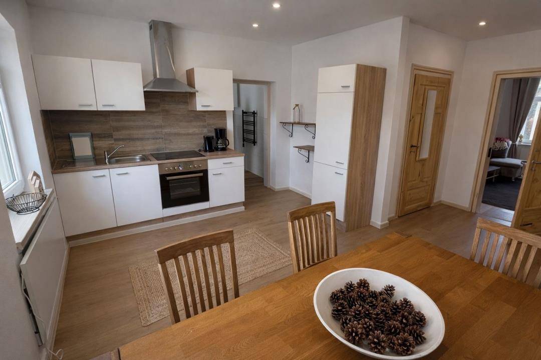 59 M² Ferienwohnung ∙ 1 Schlafzimmer ∙ 4 Gäste - Auerbach/Vogtland