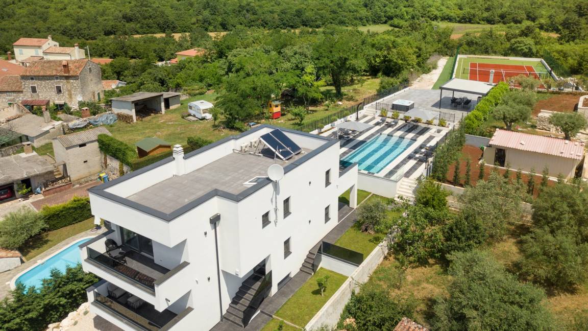 180 M² Villa ∙ 4 Habitaciones ∙ 10 Huéspedes - Poreč