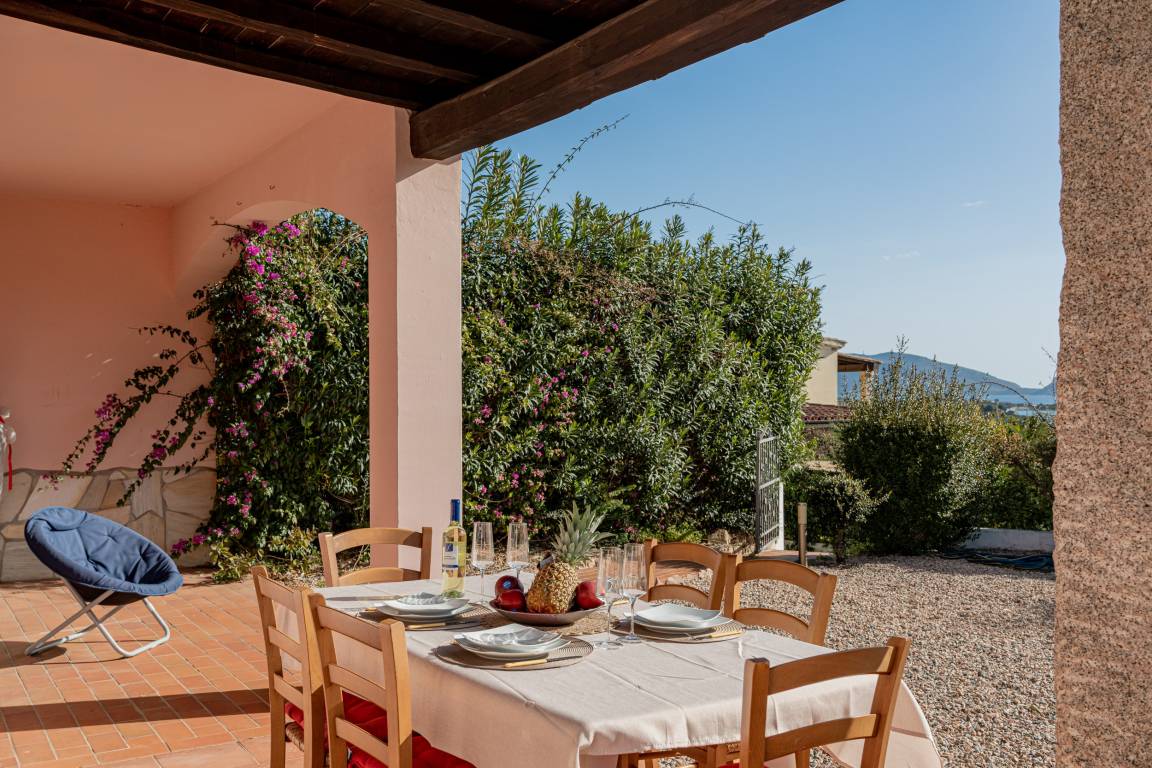 60 M² Apartment ∙ 2 Bedrooms ∙ 4 Guests - Golfo Aranci