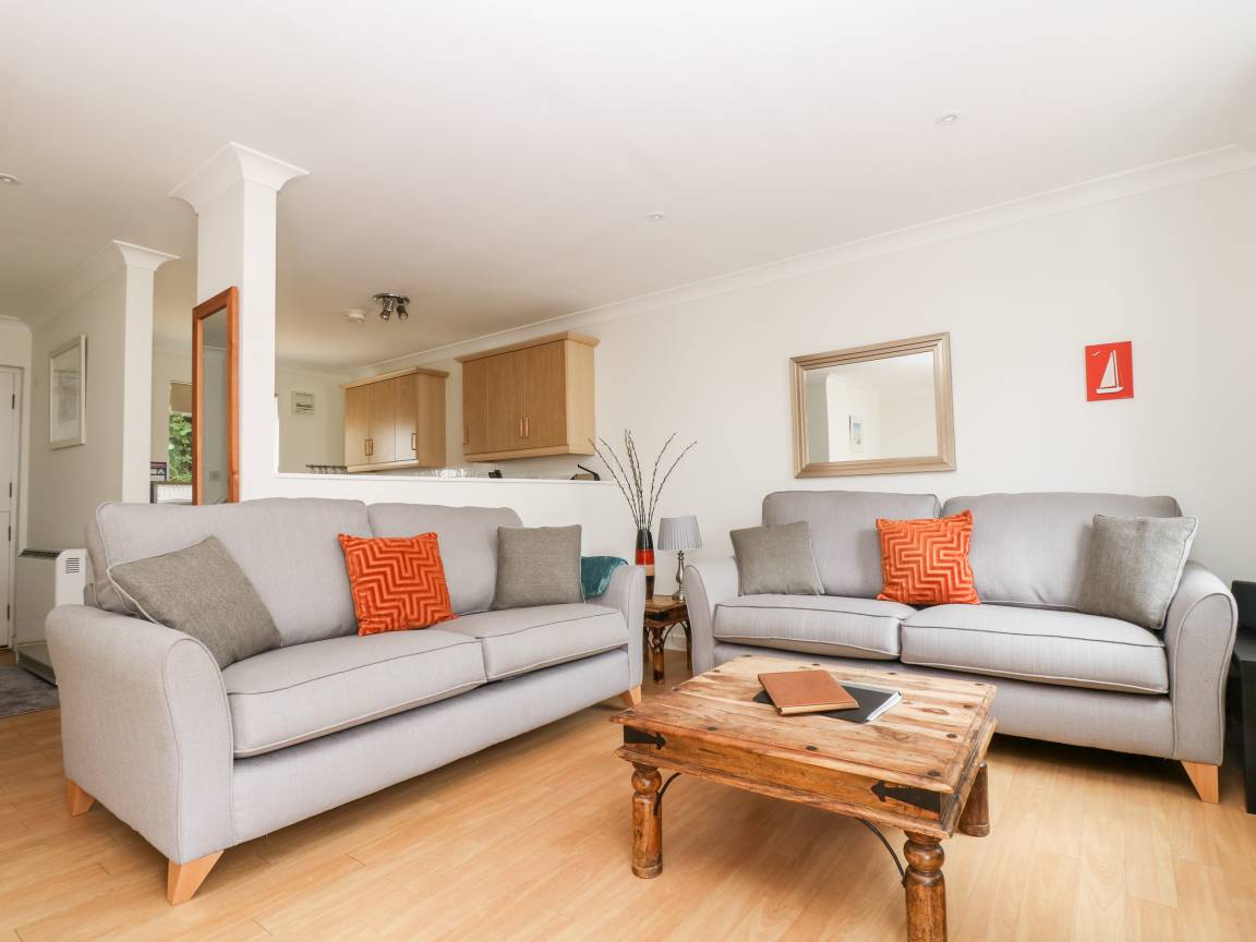 Cottage ∙ 3 Bedrooms ∙ 6 Guests - St Mawes