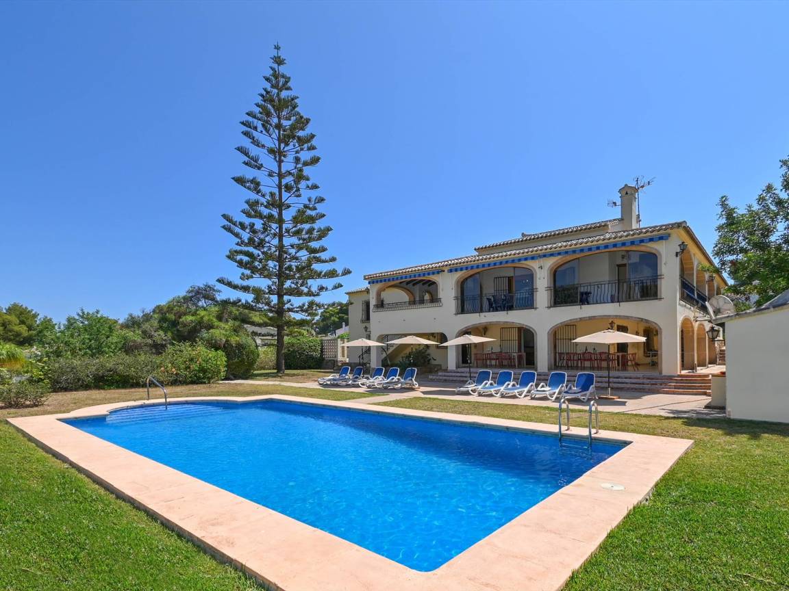 400 M² Villa ∙ 6 Chambres ∙ 14 Personnes - Xàbia