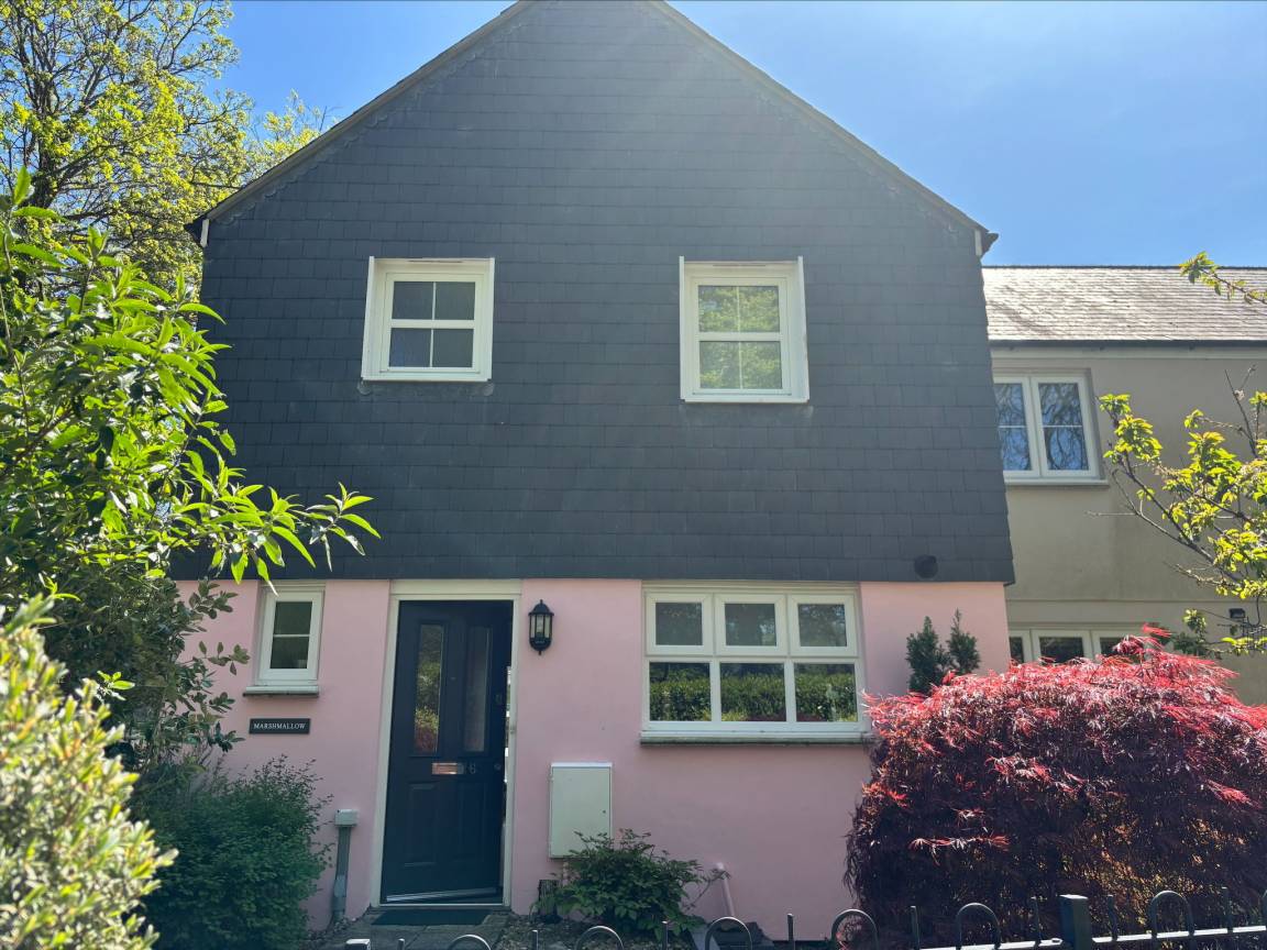 88 M² House ∙ 3 Bedrooms ∙ 5 Guests - St Austell