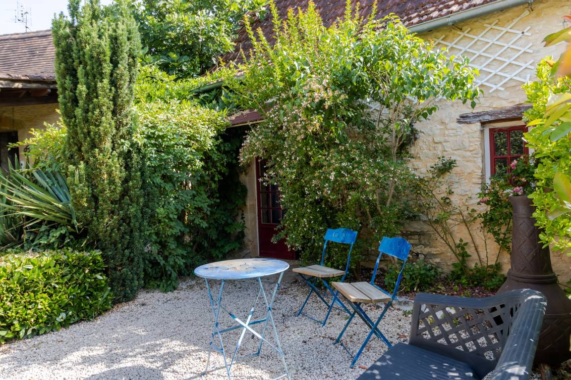 80 M² Ferienhaus ∙ 2 Schlafzimmer ∙ 5 Gäste - Gourdon