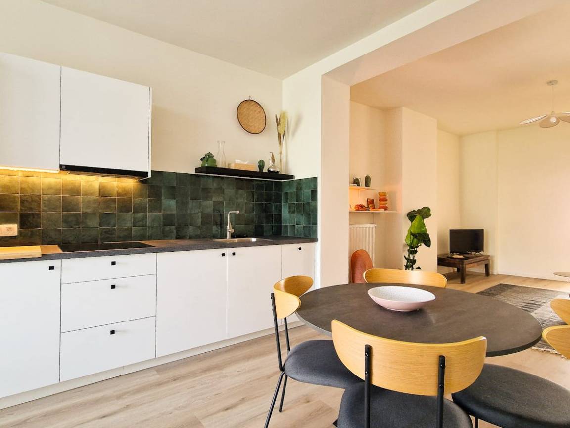 80 M² Appartamento ∙ 2 Camere Da Letto ∙ 4 Ospiti - Woluwe-Saint-Lambert