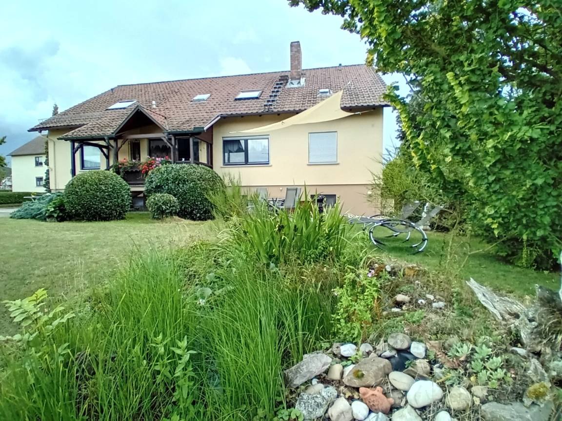 Ferienwohnung ∙ 3 Schlafzimmer ∙ 5 Gäste - Bad Königshofen im Grabfeld