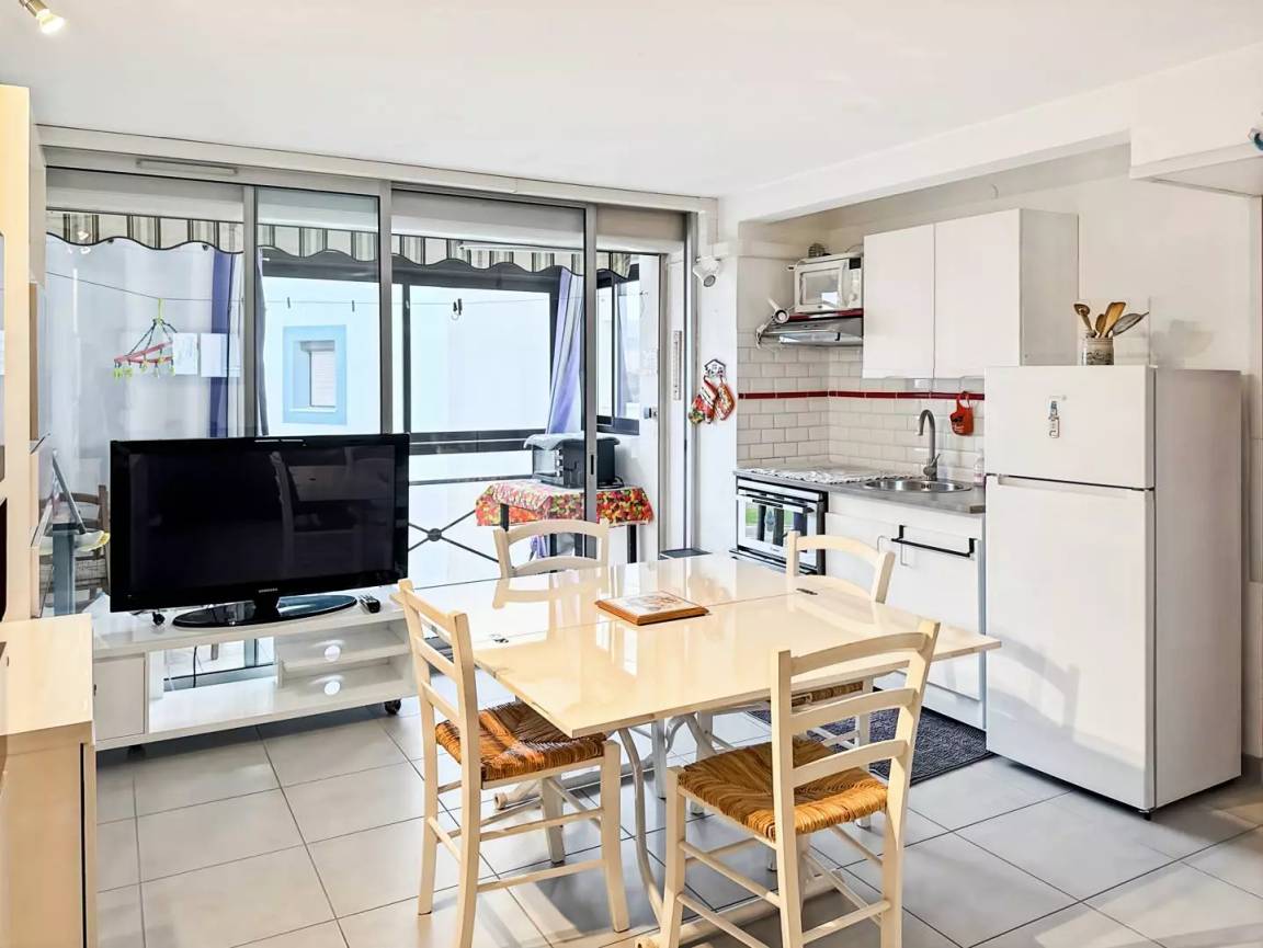 25 M² Appartement ∙ 1 Chambre ∙ 4 Personnes - Le Grau-du-Roi