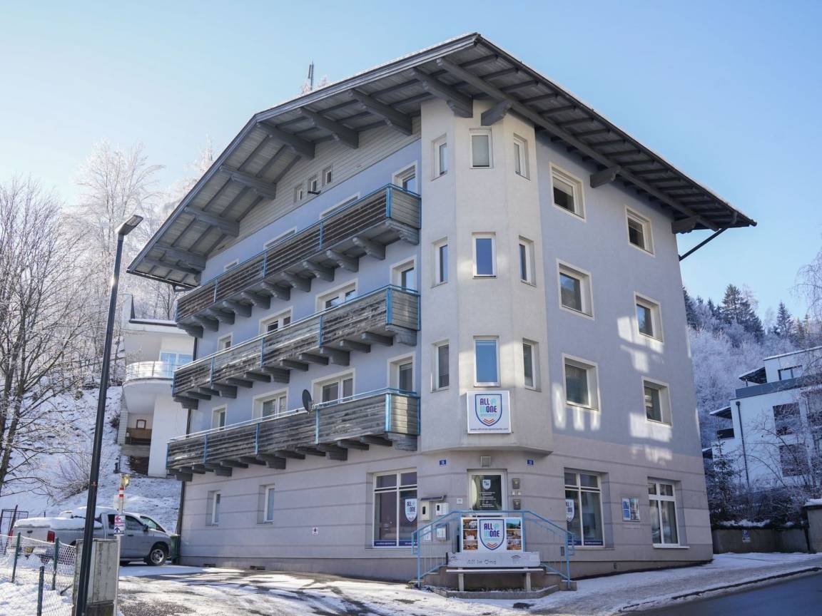 150 M² Appartement ∙ 4 Chambres ∙ 8 Personnes - Zell am See