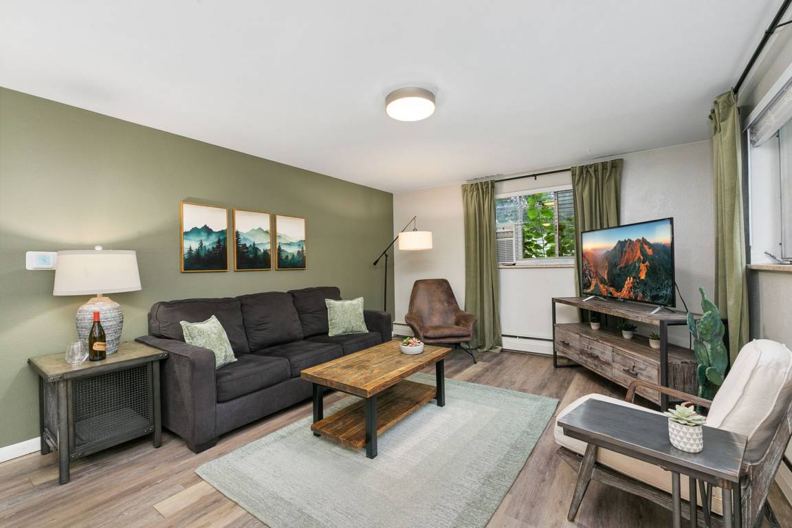 80 M² Condo ∙ 2 Bedrooms ∙ 6 Guests - Fort Collins, CO