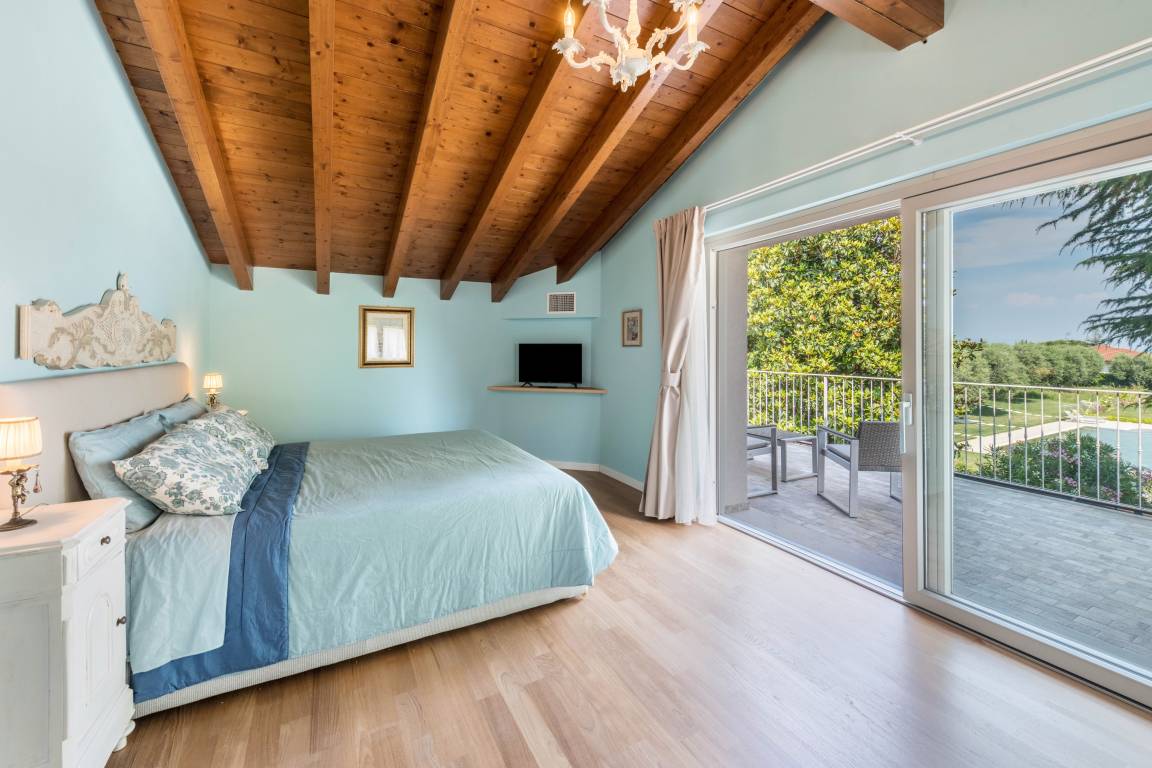 80 M² Ferienhaus ∙ 1 Schlafzimmer ∙ 4 Gäste - Desenzano del Garda