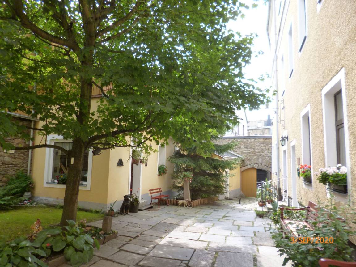 70 M² Ferienwohnung ∙ 1 Schlafzimmer ∙ 2 Gäste - Annaberg-Buchholz