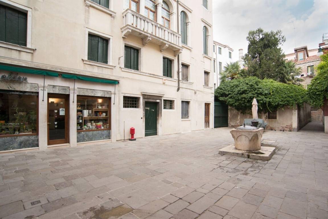 110 M² Apartment ∙ 2 Bedrooms ∙ 5 Guests - Venice