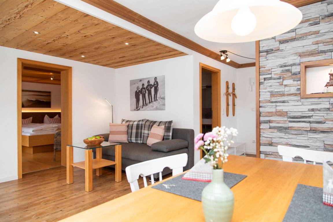 58 M² Ferienwohnung ∙ 1 Schlafzimmer ∙ 2 Gäste - Blaichach