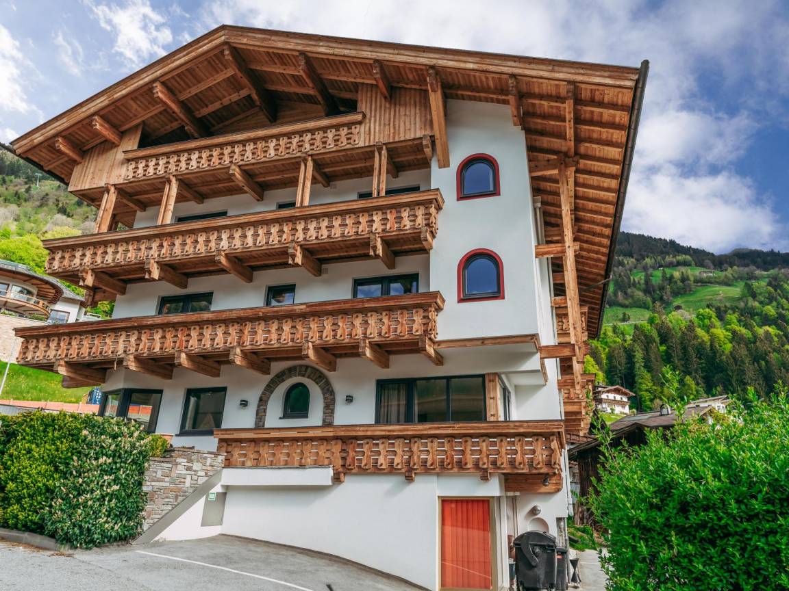85 M² Apartment ∙ 2 Bedrooms ∙ 6 Guests - Mayrhofen