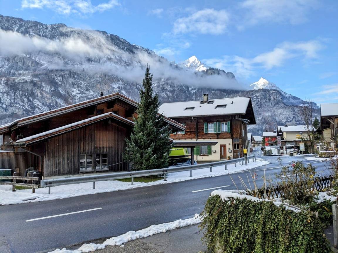 Ferienwohnung ∙ 2 Schlafzimmer ∙ 4 Gäste - Innertkirchen