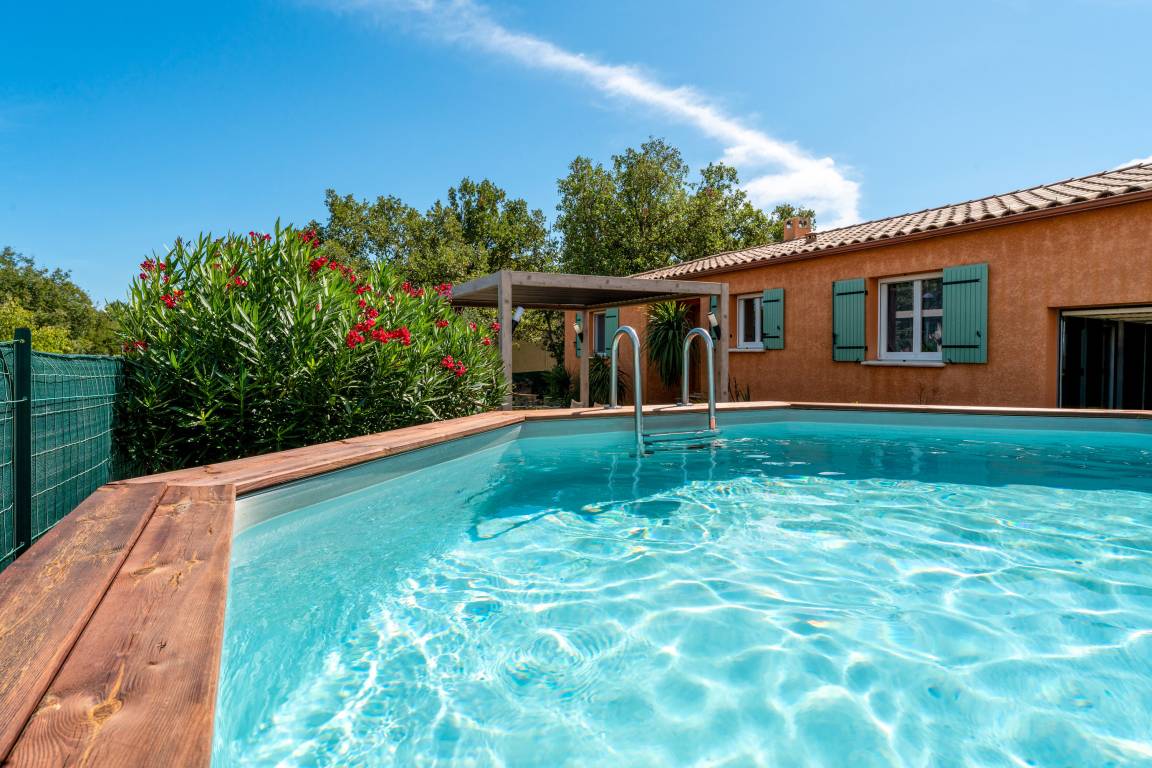 108 M² Casa ∙ 4 Habitaciones ∙ 8 Huéspedes - Barjac