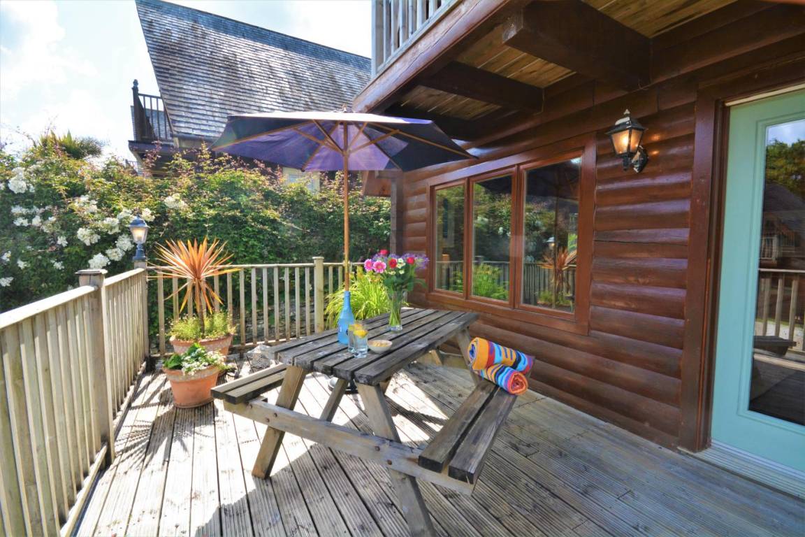 Lodge ∙ 3 Bedrooms ∙ 6 Guests - Newquay