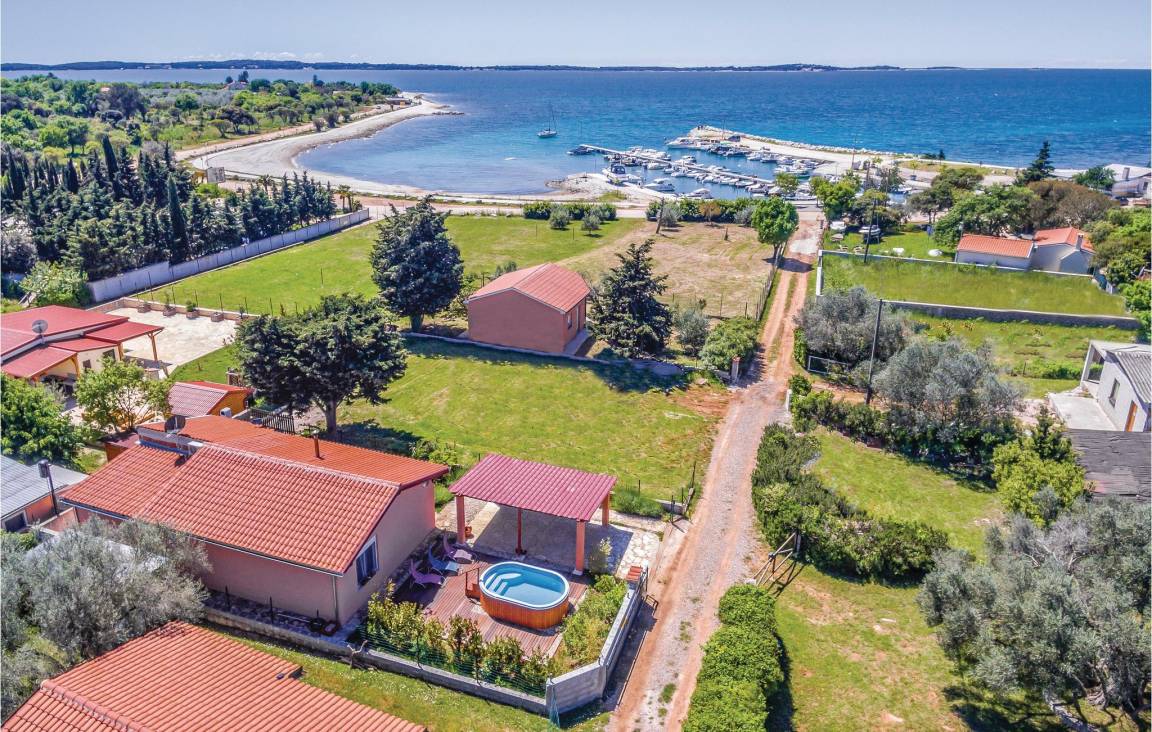 70 M² Casa ∙ 3 Habitaciones ∙ 6 Huéspedes - Fažana