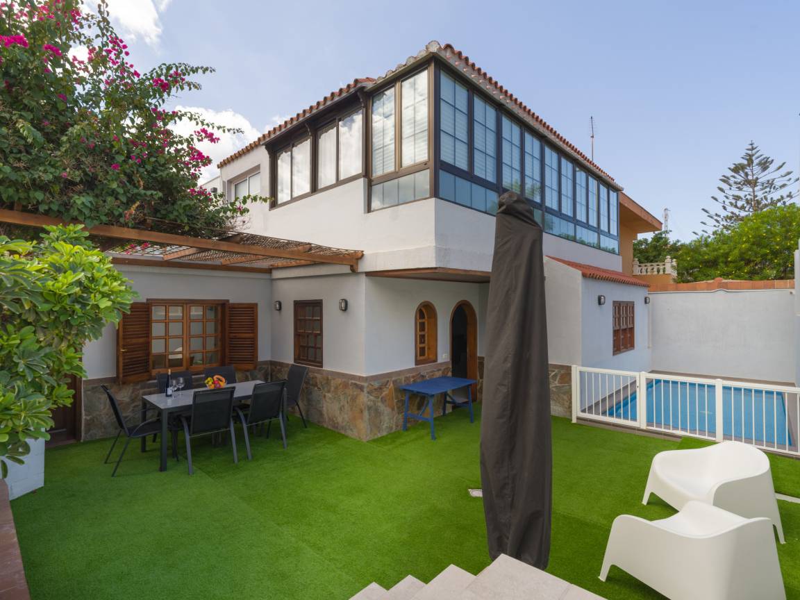 140 M² Huis ∙ 2 Slaapkamers ∙ 5 Gasten - Maspalomas