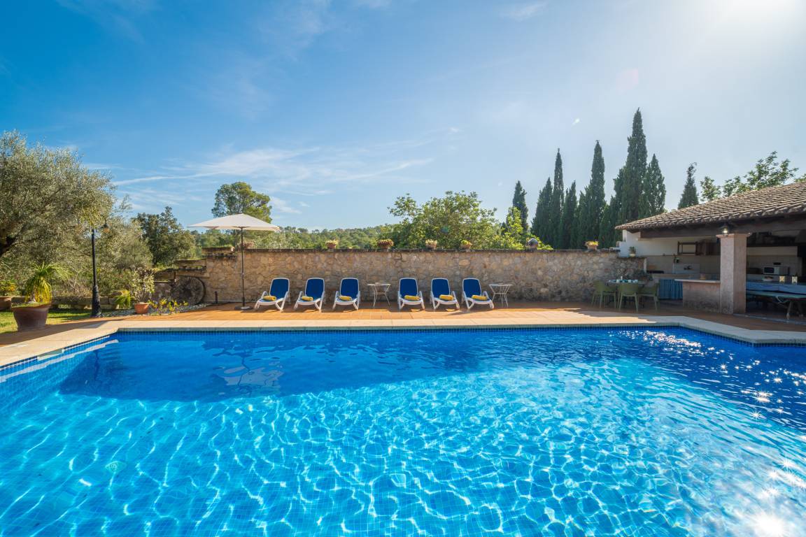 200 M² Villa ∙ 4 Slaapkamers ∙ 6 Gasten - Sa Pobla