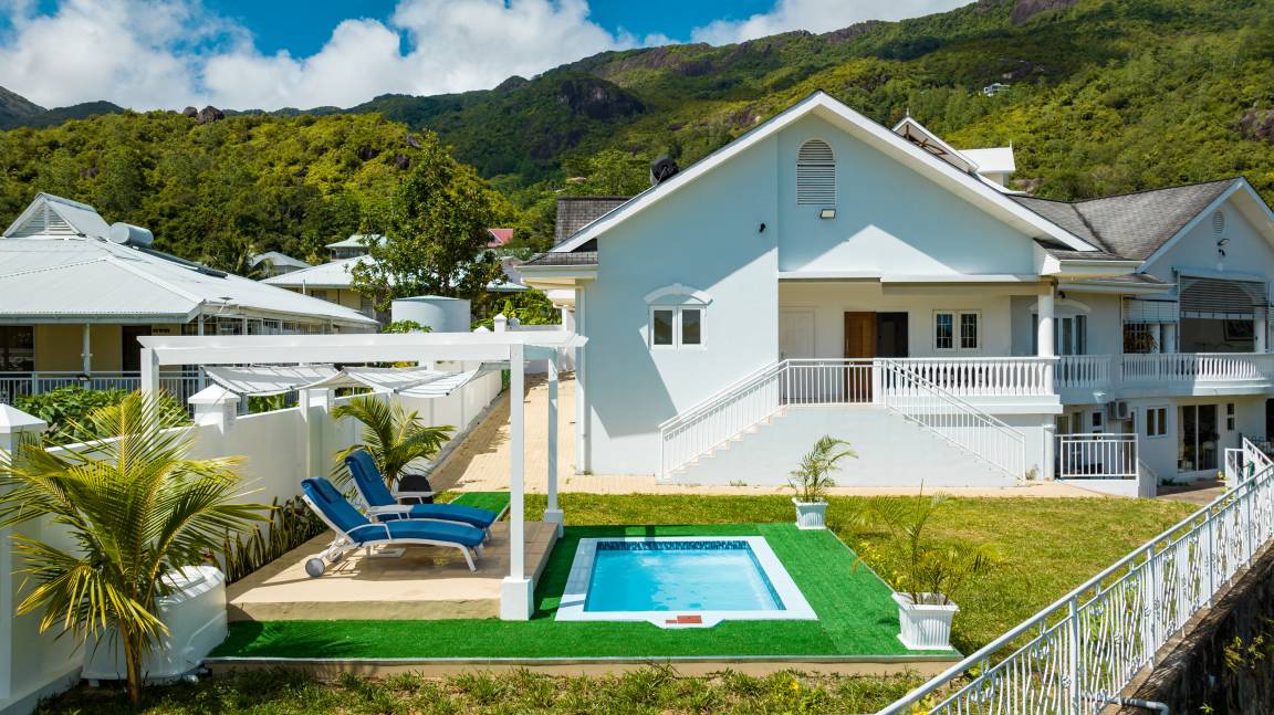 385 M² Villa ∙ 2 Schlafzimmer ∙ 2 Gäste - Seychellen