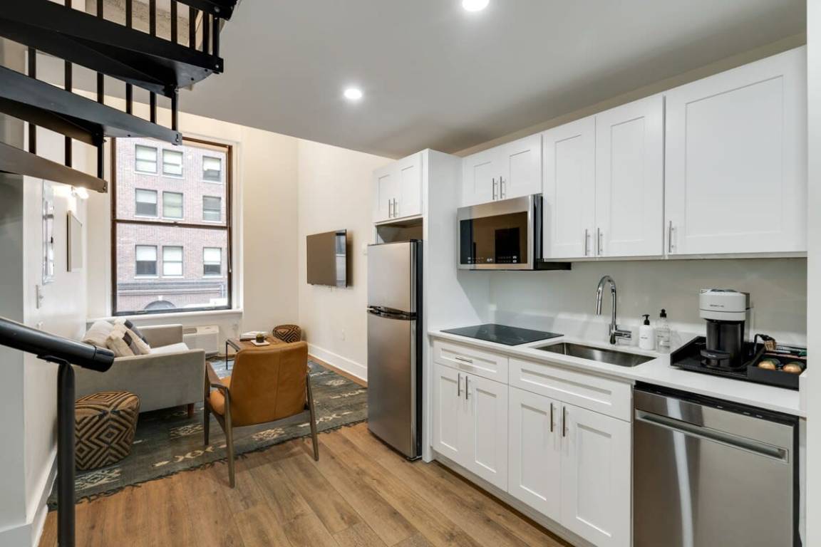 79 M² Ferienwohnung ∙ 1 Schlafzimmer ∙ 2 Gäste - Camden, NJ