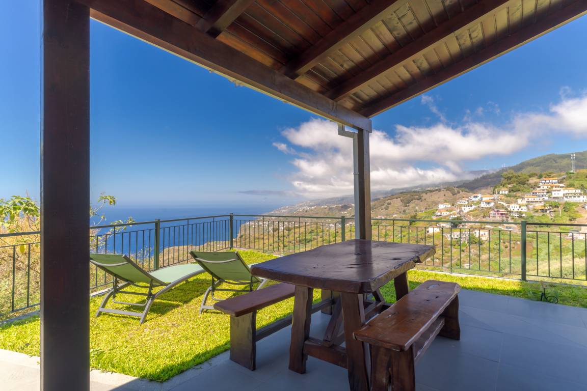 210 M² Apartment ∙ 3 Bedrooms ∙ 6 Guests - Ribeira Brava