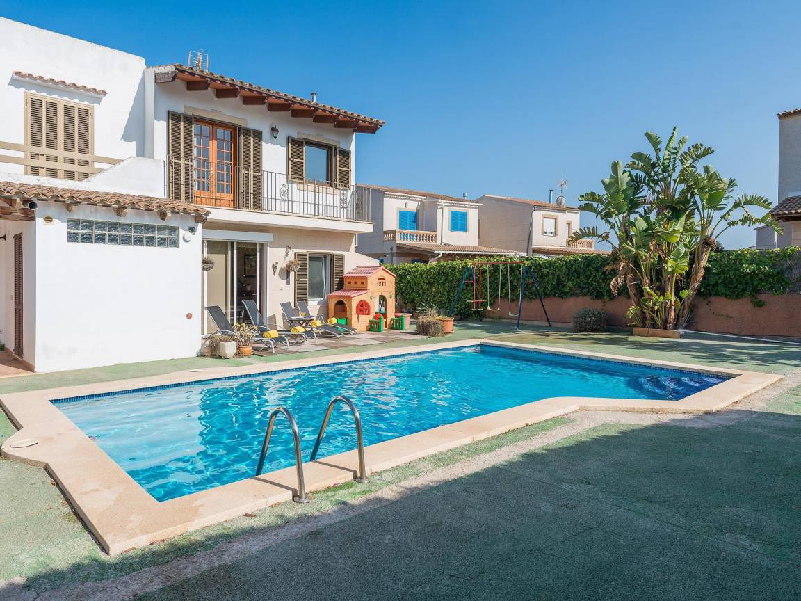 145 M² Talo ∙ 3 Makuuhuonetta ∙ 4 Vierasta - Portocolom