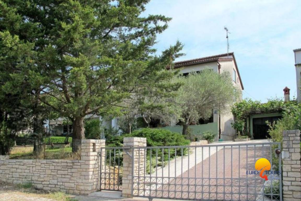 220 M² Casa ∙ 4 Habitaciones ∙ 8 Huéspedes - Pula