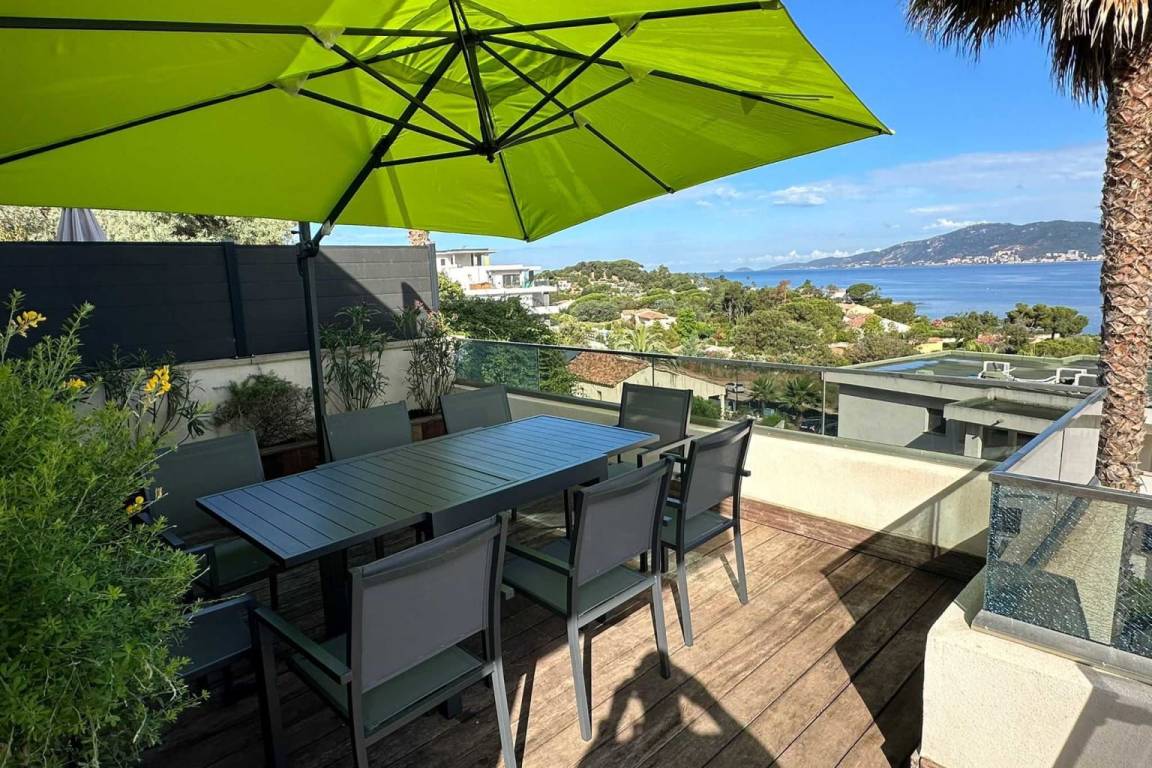 59 M² Apartamento ∙ 2 Habitaciones ∙ 5 Huéspedes - Ajaccio