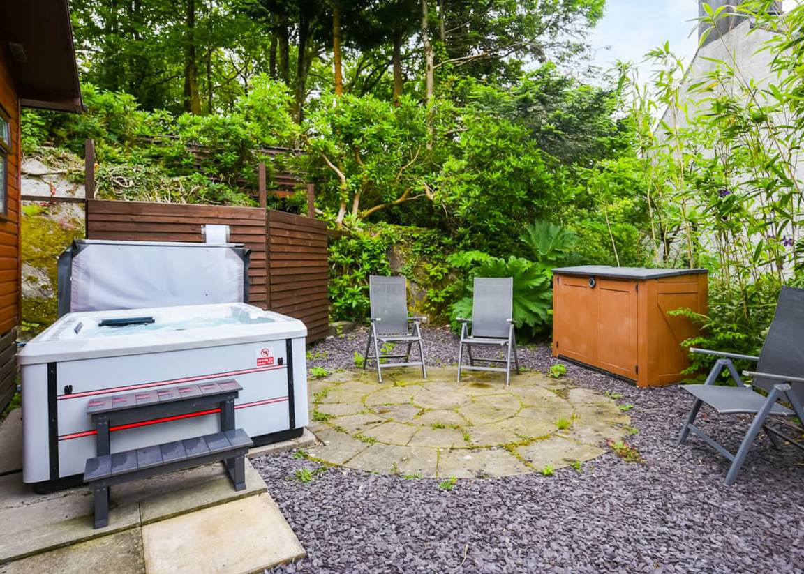Chalet ∙ 2 Bedrooms ∙ 4 Guests - Machynlleth