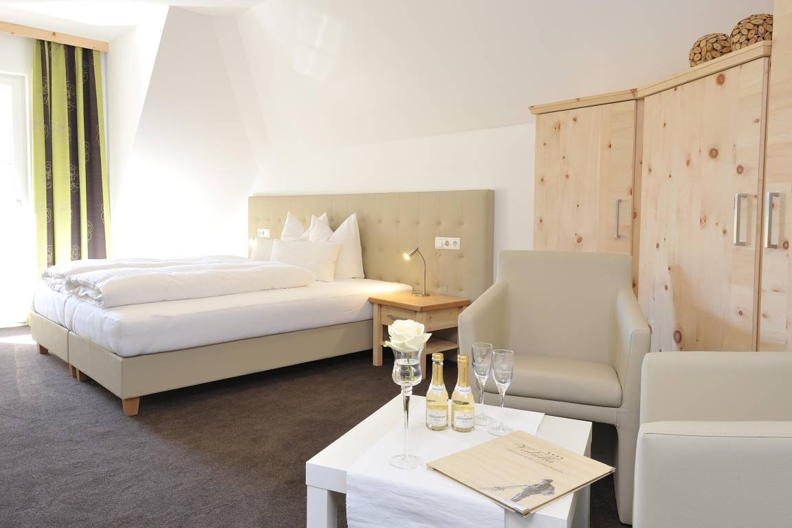 Hotel ∙ 1 Bedroom ∙ 2 Guests - Ischgl