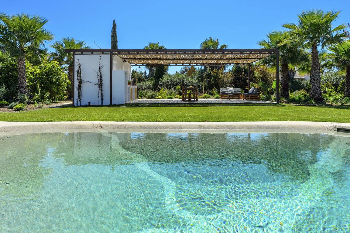 250 M² Villa ∙ 4 Habitaciones ∙ 8 Huéspedes - Islas de Ibiza