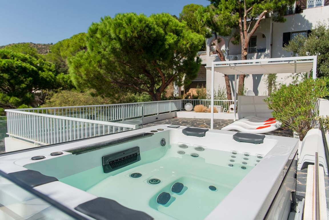 65 M² Apartamento ∙ 2 Habitaciones ∙ 6 Huéspedes - Roses