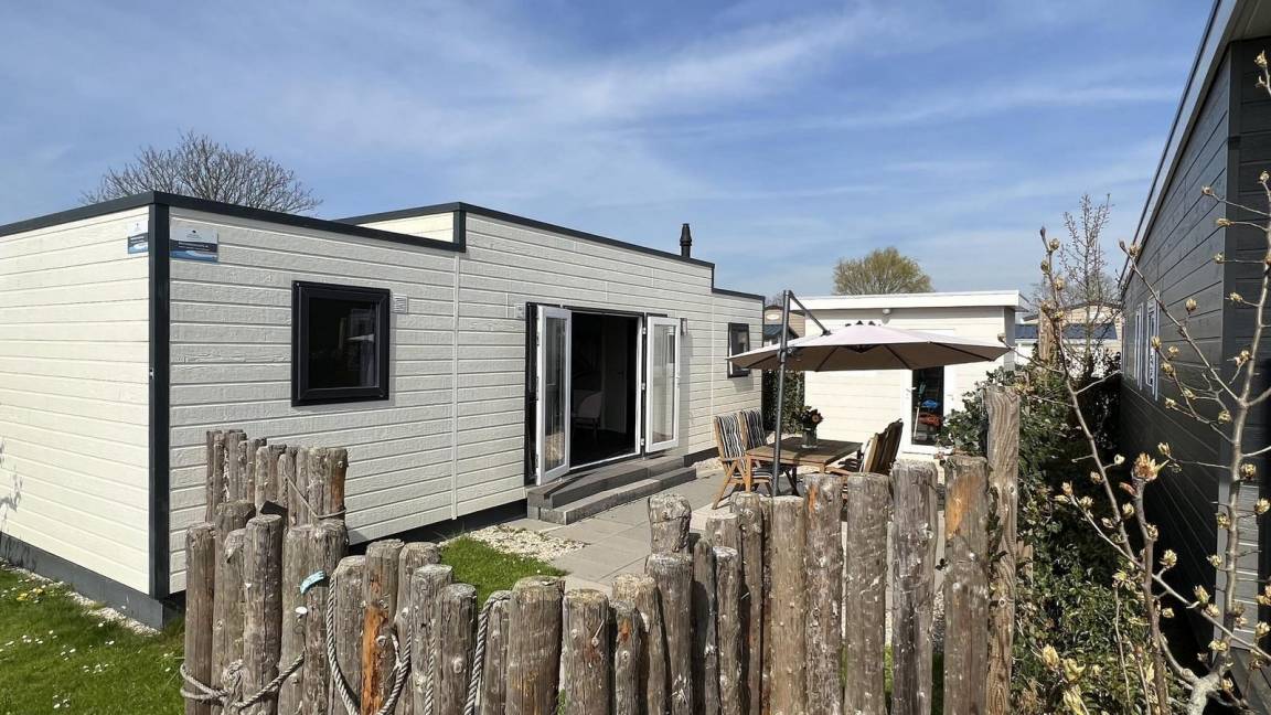 Chalet ∙ 2 Bedrooms ∙ 4 Guests - Kamperland