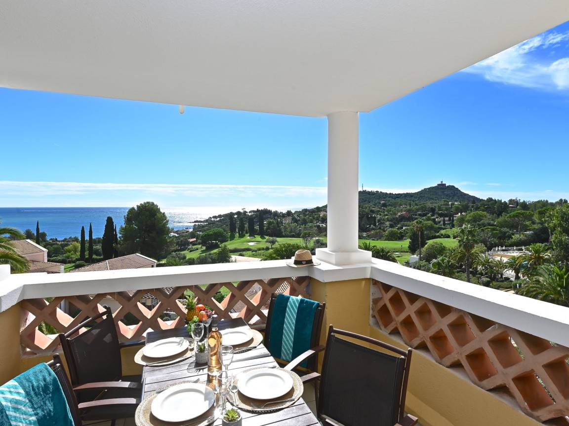 28 M² House ∙ 1 Bedroom ∙ 4 Guests - Cap Estérel