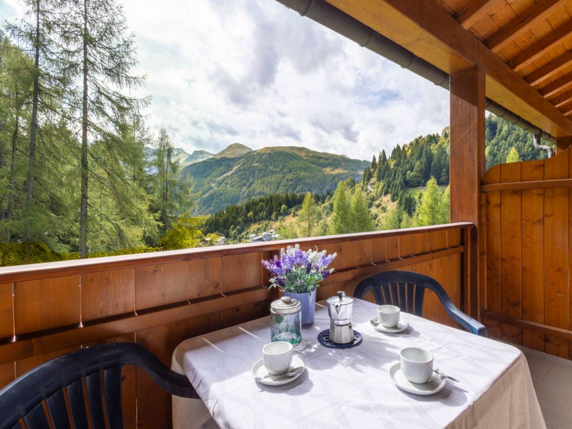 40 M² Huis ∙ 1 Slaapkamer ∙ 4 Gasten - Splügen