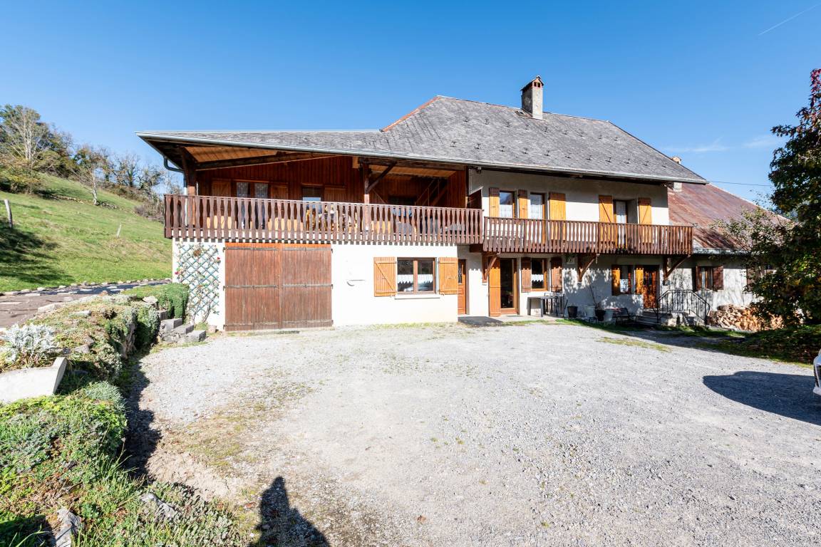 108 M² Cottage ∙ 3 Chambres ∙ 6 Personnes - Faverges