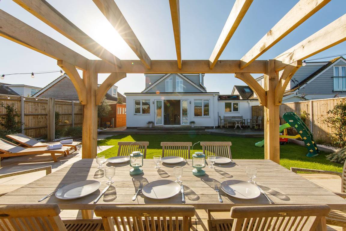 House ∙ 4 Bedrooms ∙ 10 Guests - West Wittering