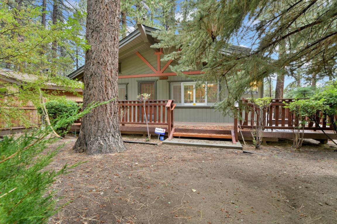 254 M² Cabin ∙ 4 Bedrooms ∙ 12 Guests - California