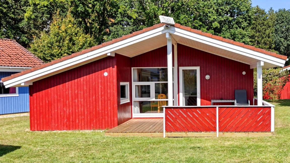50 M² Ferienhaus ∙ 2 Schlafzimmer ∙ 4 Gäste - Neustadt in Holstein