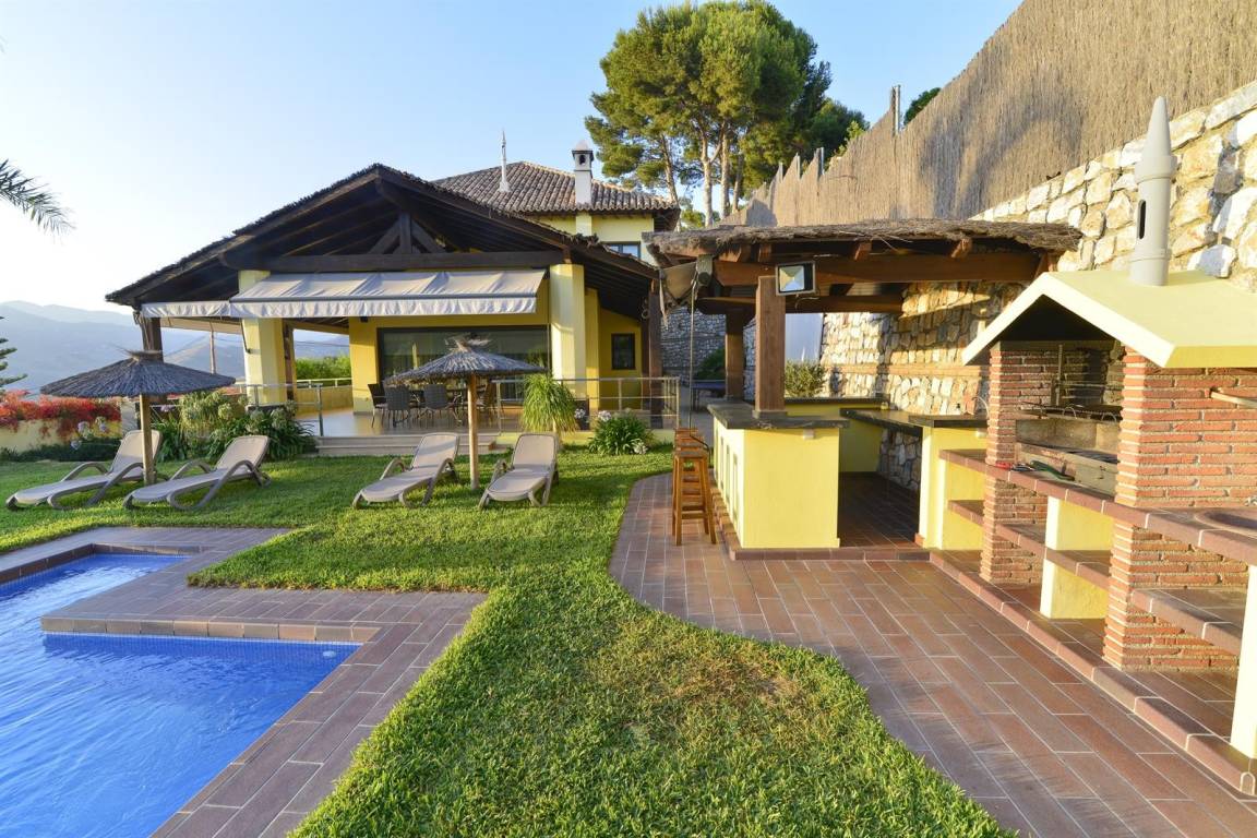 500 M² Villa ∙ 5 Schlafzimmer ∙ 12 Gäste - Costa Tropical