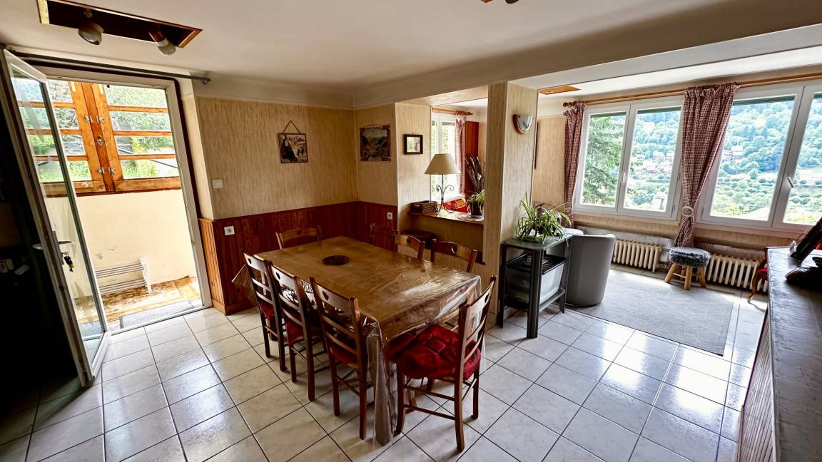 100 M² Maison De Vacances ∙ 4 Chambres ∙ 10 Personnes - Mont-Dore