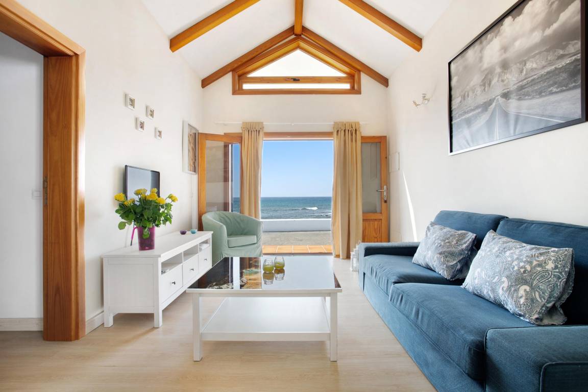 70 M² Huis ∙ 2 Slaapkamers ∙ 4 Gasten - Graciosa