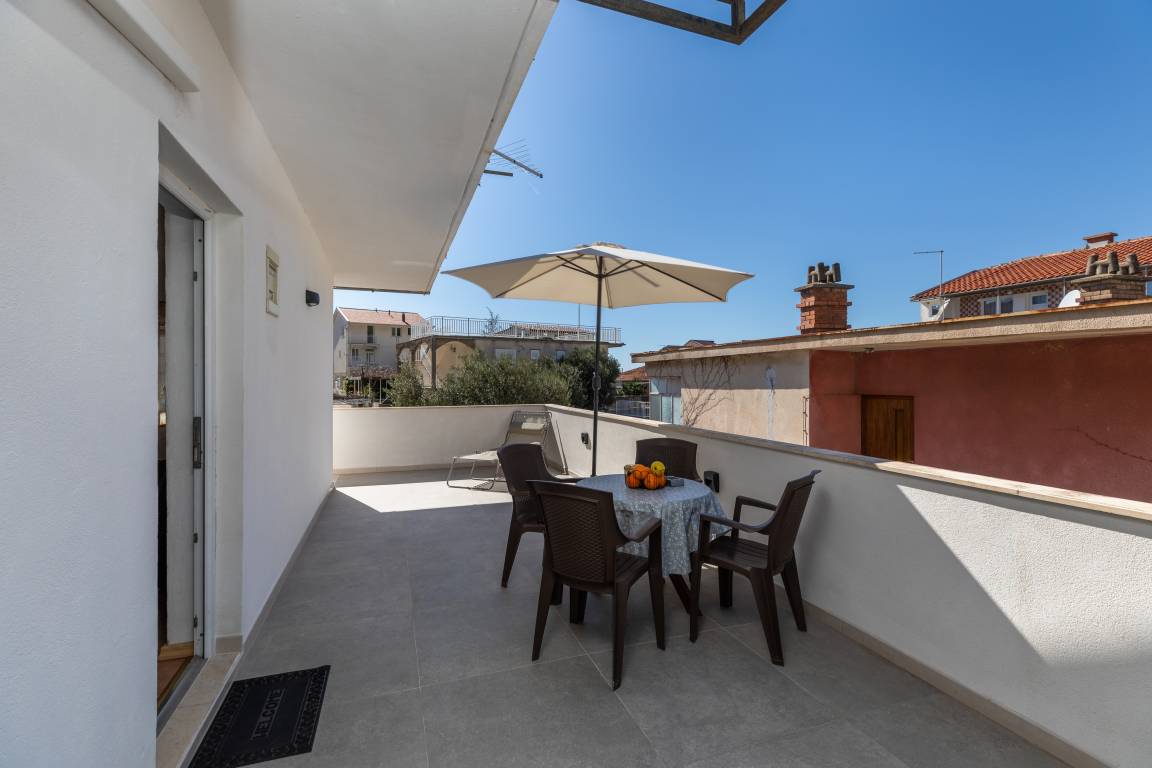 32 M² Ferienwohnung ∙ 1 Schlafzimmer ∙ 5 Gäste - Podaca