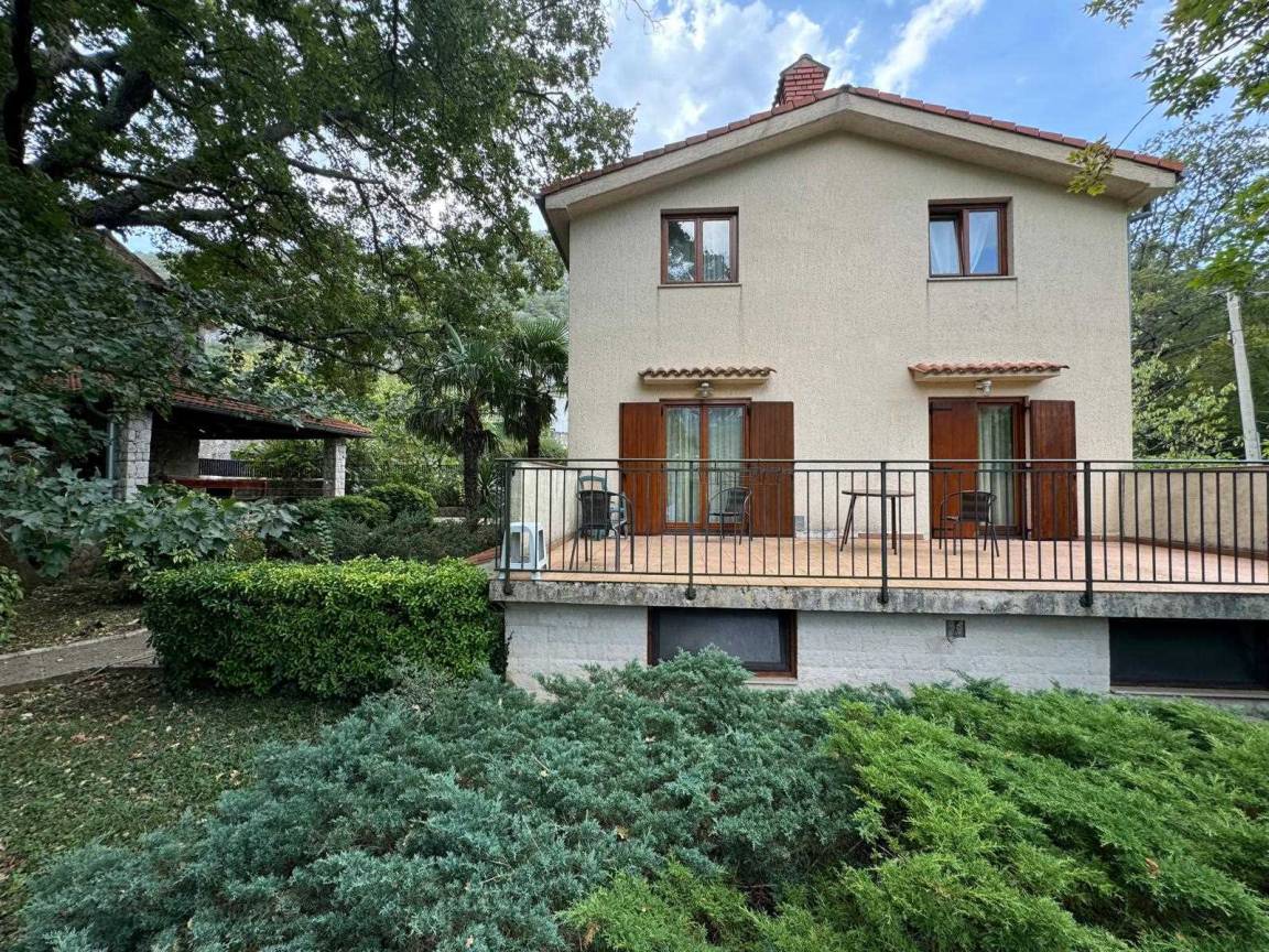 150 M² Ferienhaus ∙ 3 Schlafzimmer ∙ 6 Gäste - Dramalj